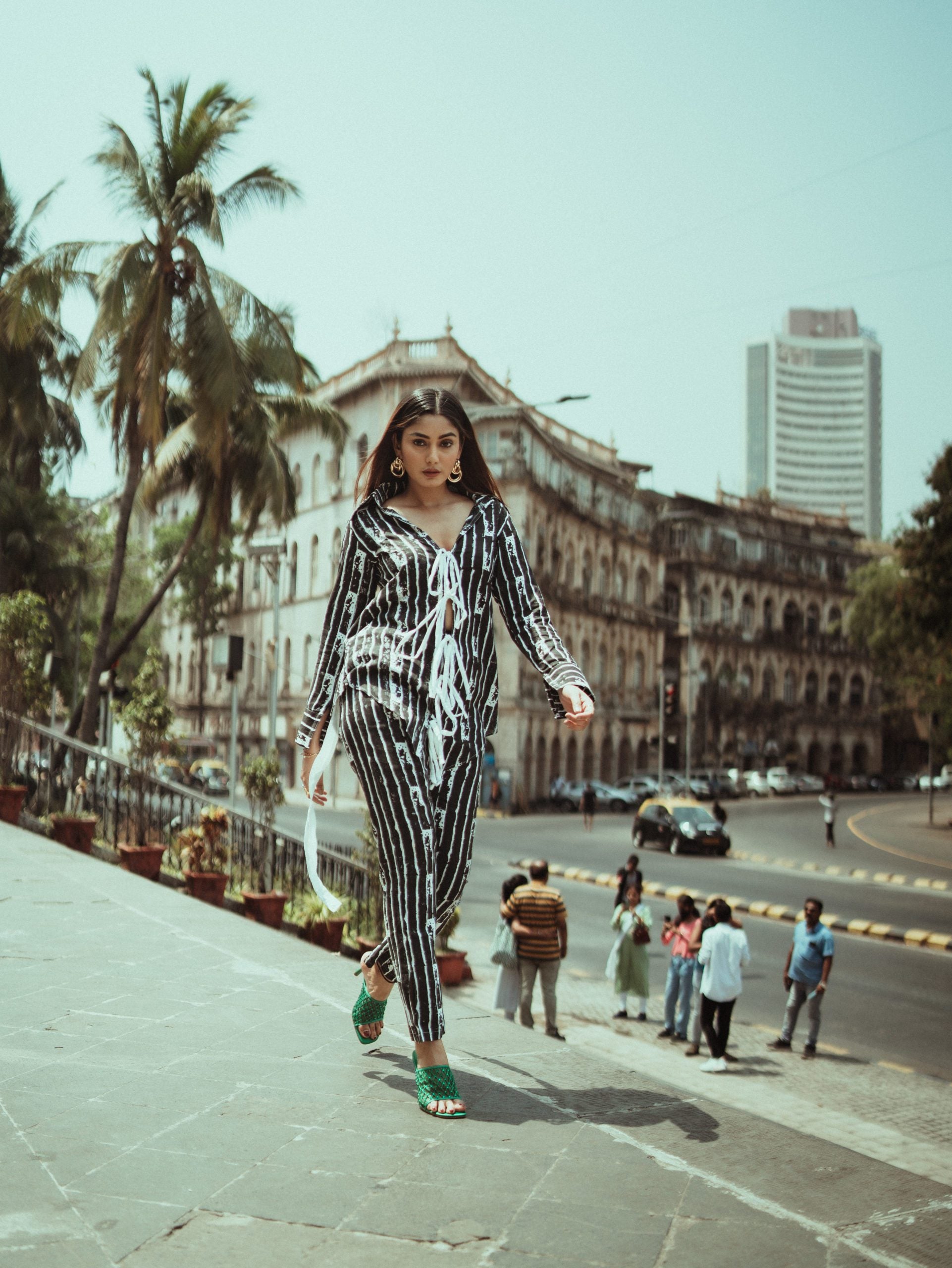 Distressed Vector Coordinate Set – Jorasa India